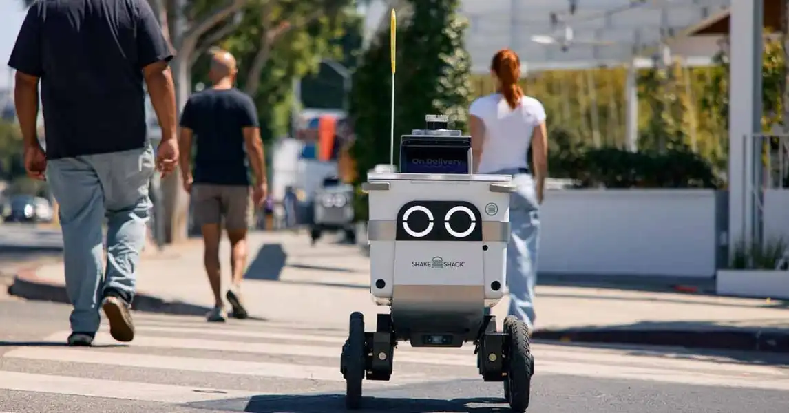 Burger bots! Serve Robotics and Uber Eats to roll ... - AINave