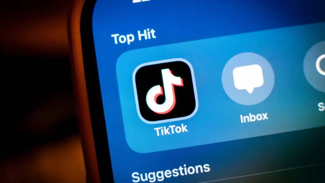 TikTok to label AI-generated content... - AINave