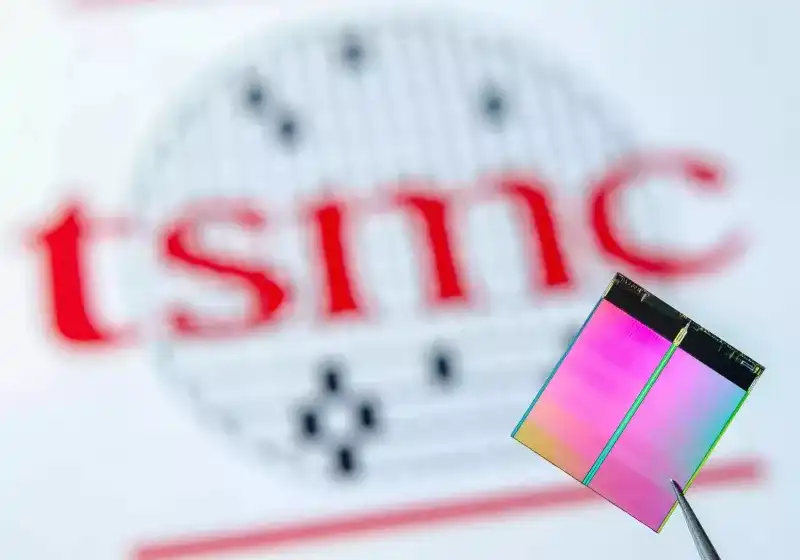 TSMC unveils plans for giant AI chips to meet surg... - AINave